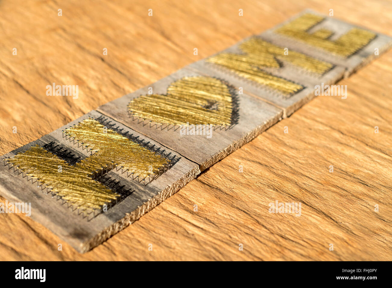 String sign hi-res stock photography and images - Alamy