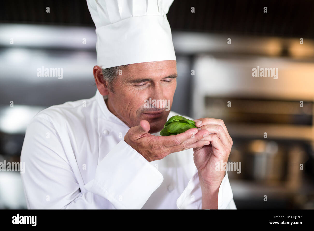 Smelling 50s hi-res stock photography and images - Alamy