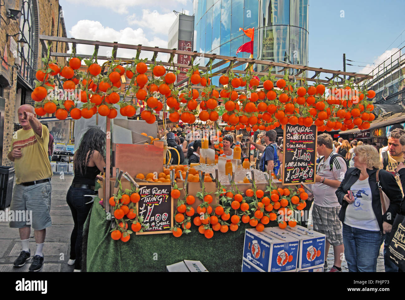 Camden Market, Orange and Drink Stall, London Stock Photo - Alamy