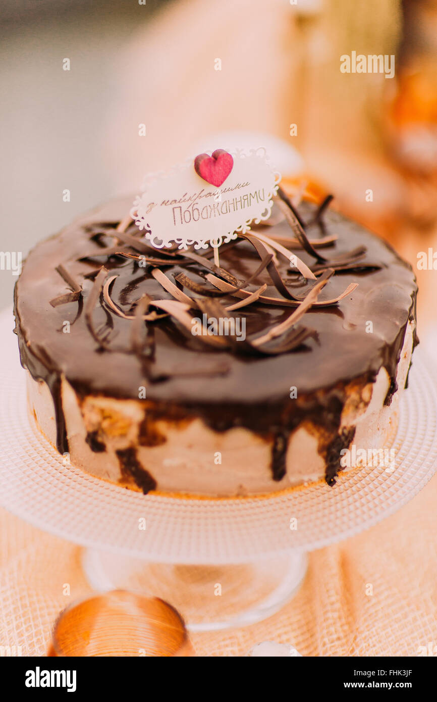 Sweet tempting wedding cake close up Stock Photo - Alamy