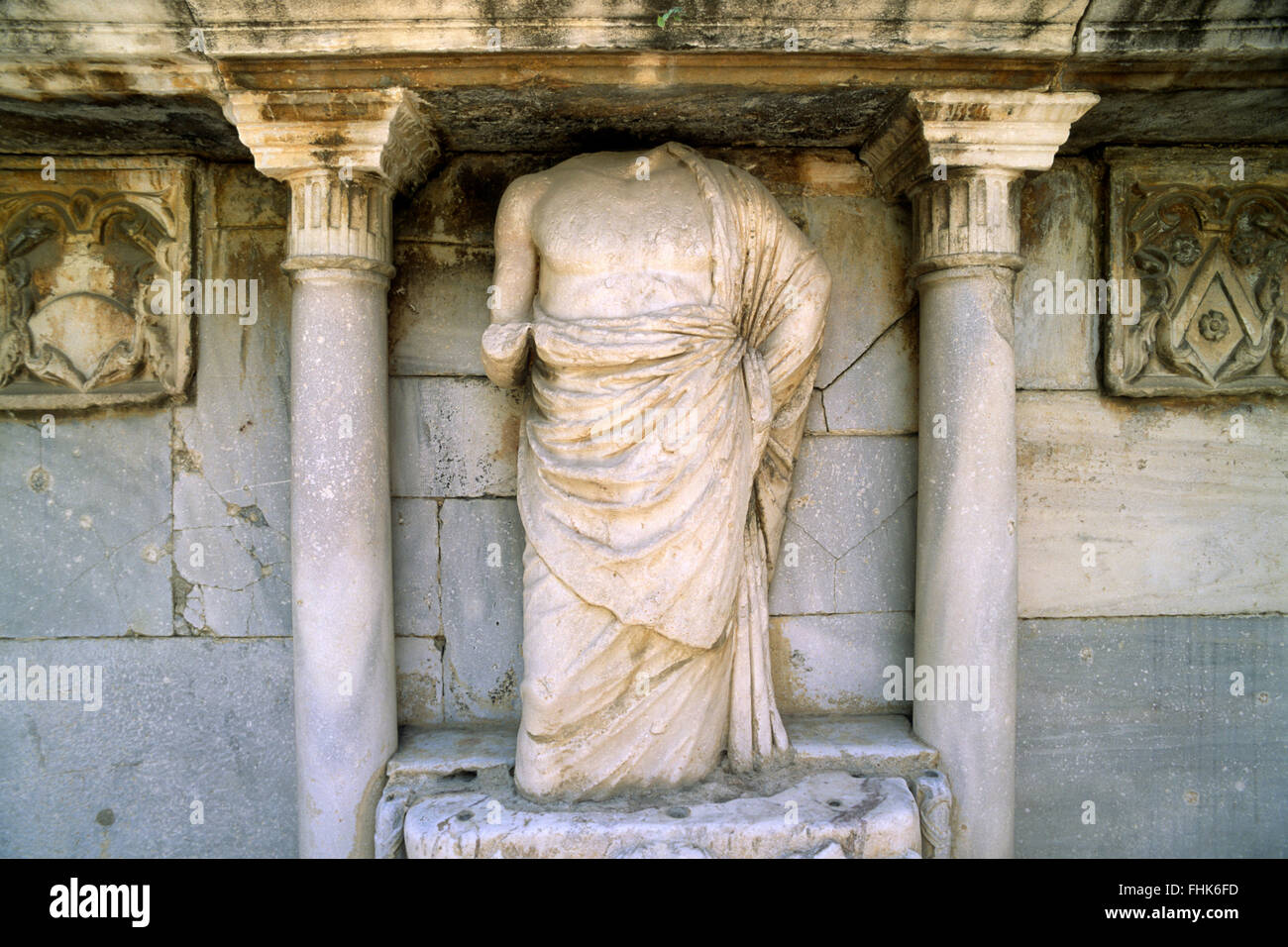 Bembo fountain, Roman statue, Kornarou square, Heraklion, Crete, Greece ...