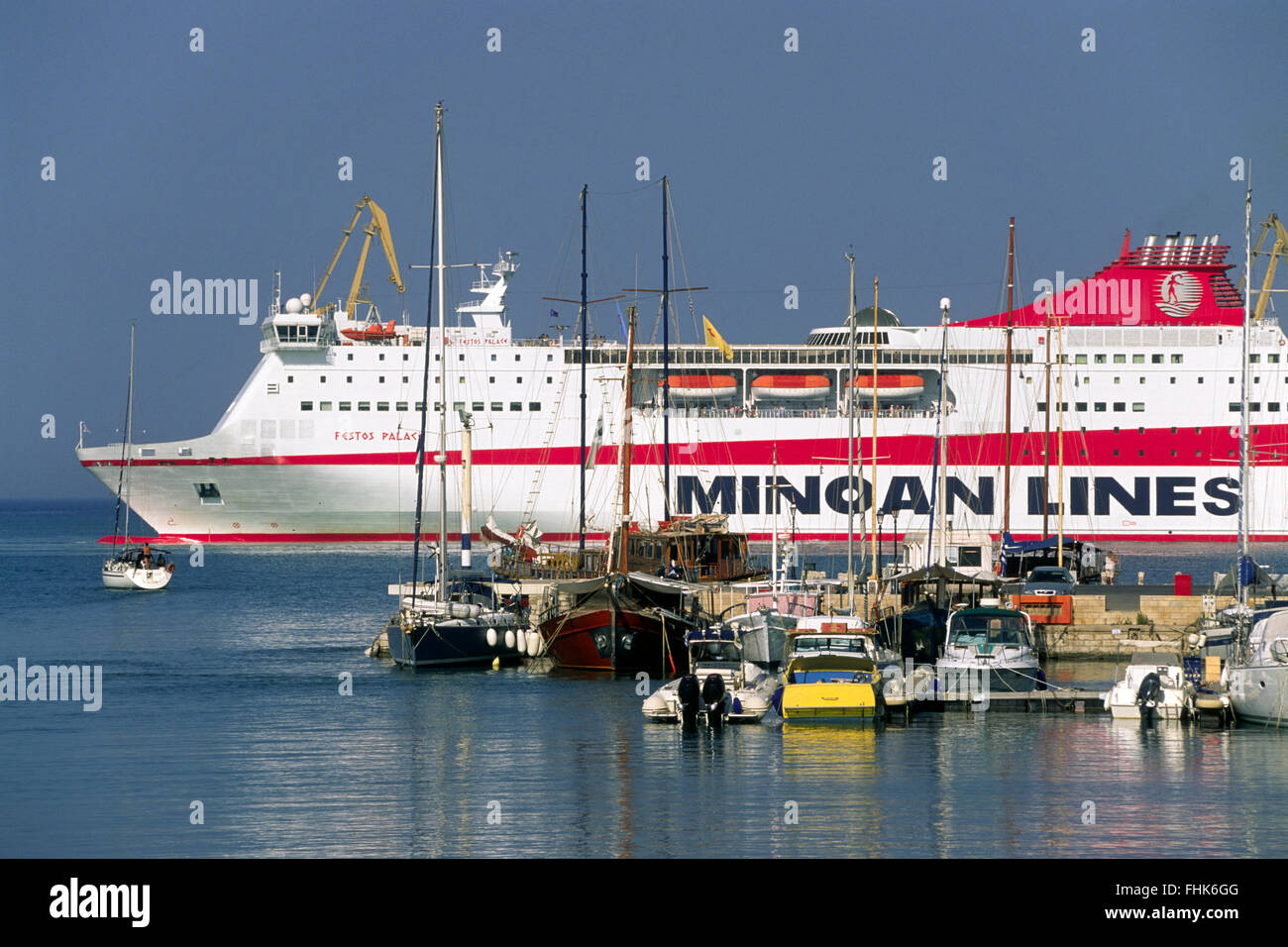 Greece, Crete, Heraklion, port, sailing boats and ferry Stock Photo - Alamy