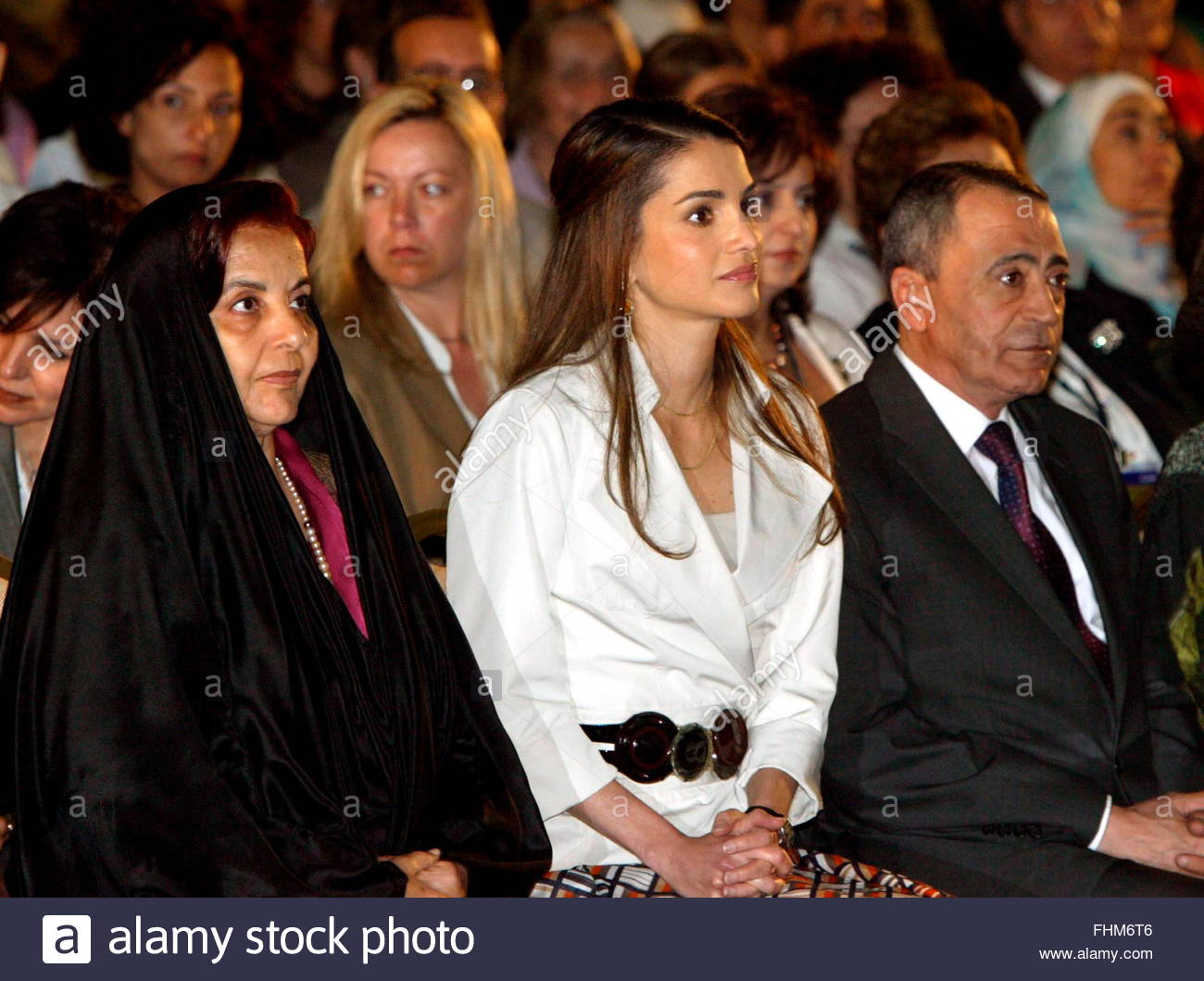 1000+ images about Queen Rania, the beaming smile 2 on Pinterest