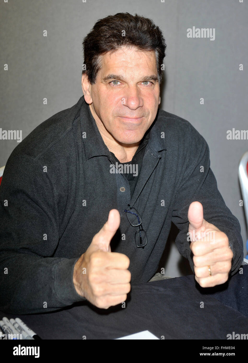 Lou ferrigno collectormania 19 mk stadium hi-res stock photography and ...