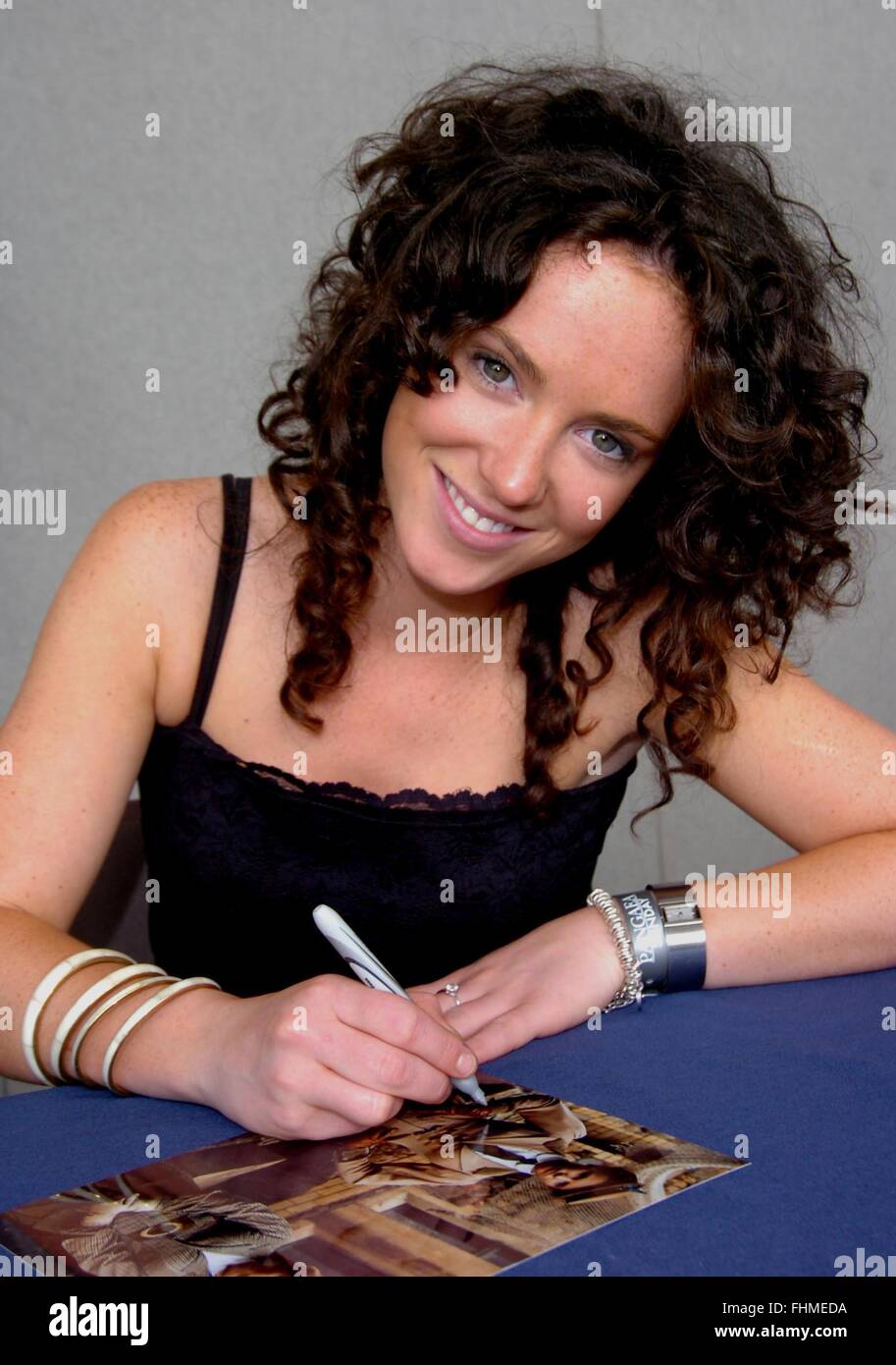 Amy Manson at collectormania 13 at the center milton Keynes ...