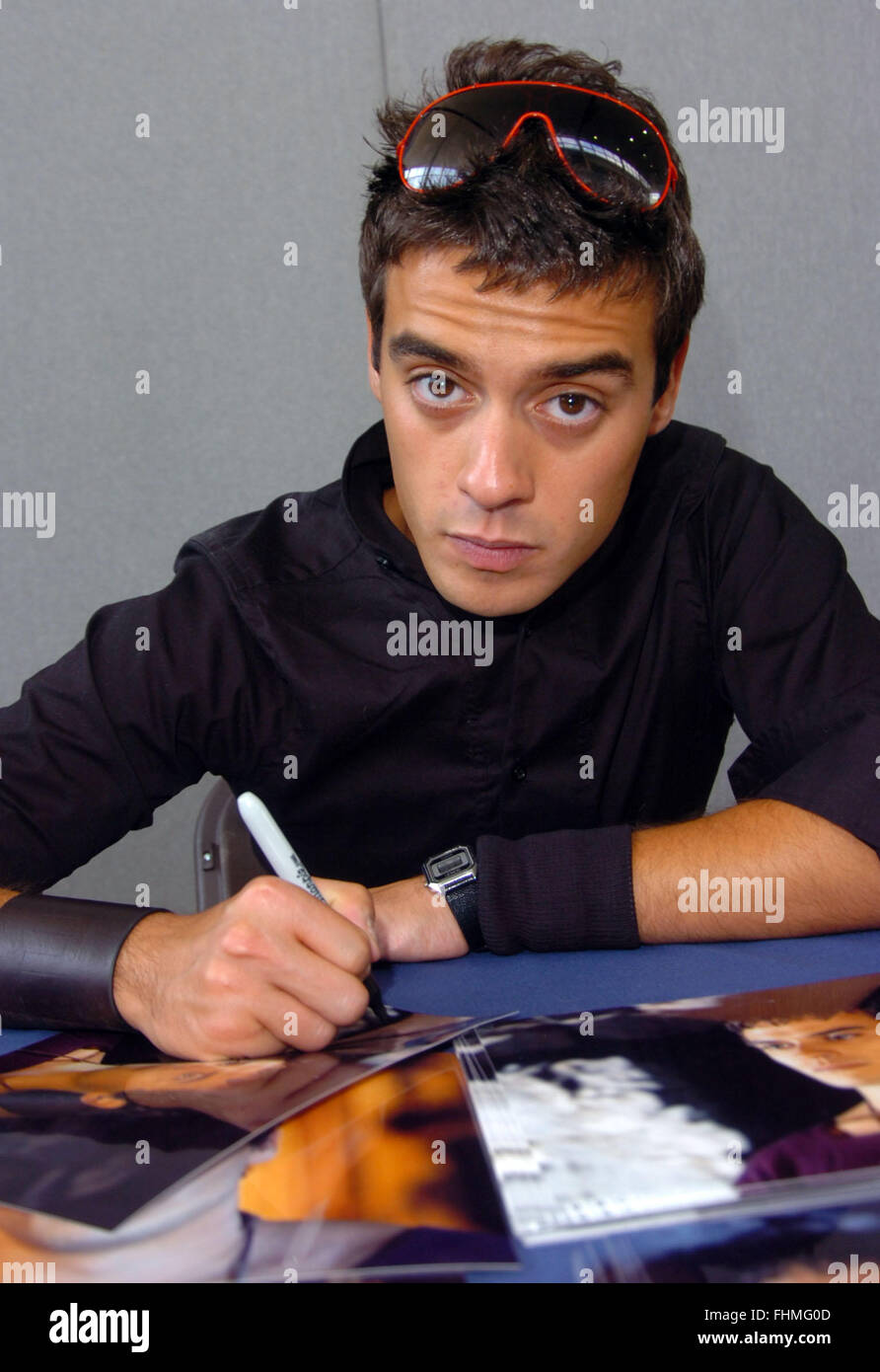 francios pandolfo at collectormania 14 at the centre milton keyens 29 ...