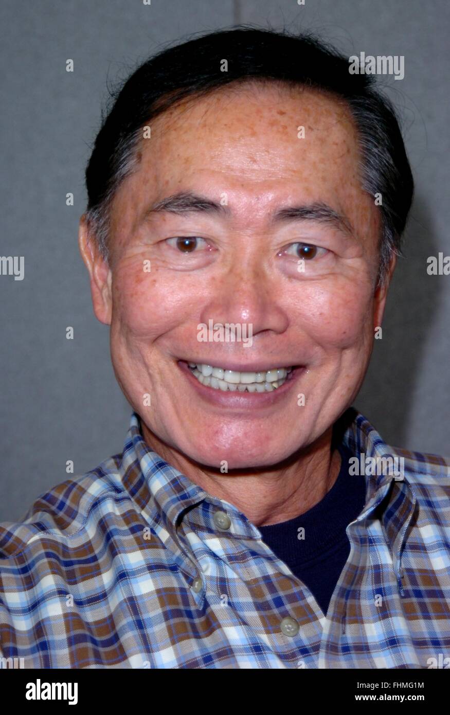 Uss enterprise star trek tv series hi-res stock photography and images ...