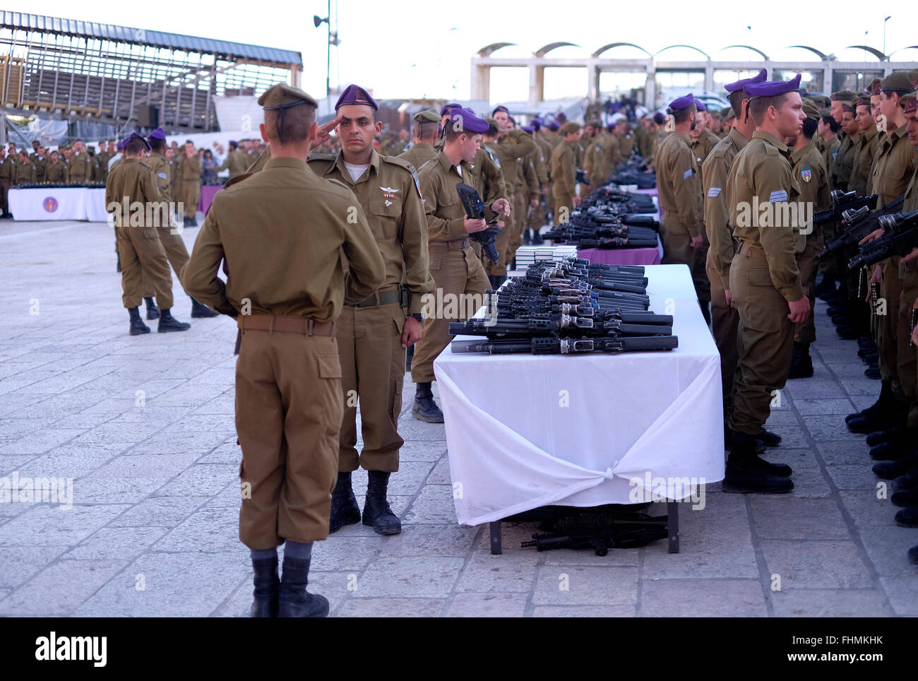 Israeli soldiers from the 84th "Givati" infantry Brigade take part in a ...