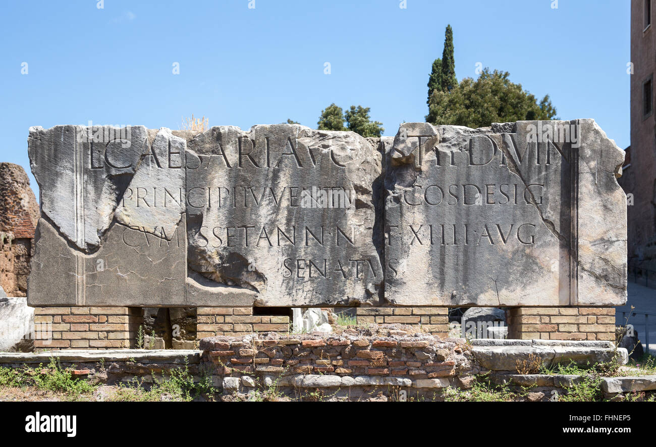 Antique roman letters engraved in marble hi-res stock photography and ...