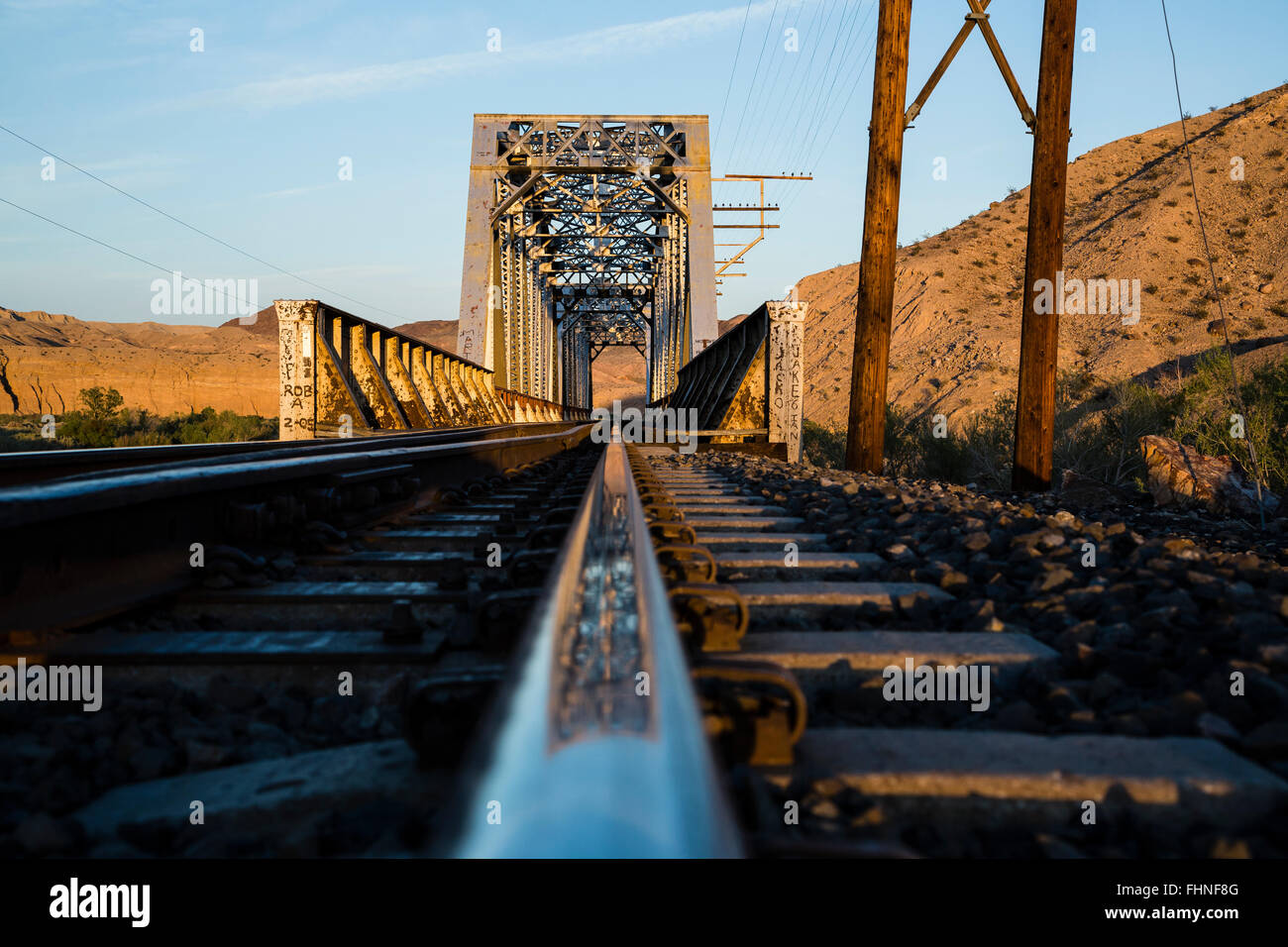 Rails in the desert hi-res stock photography and images - Alamy