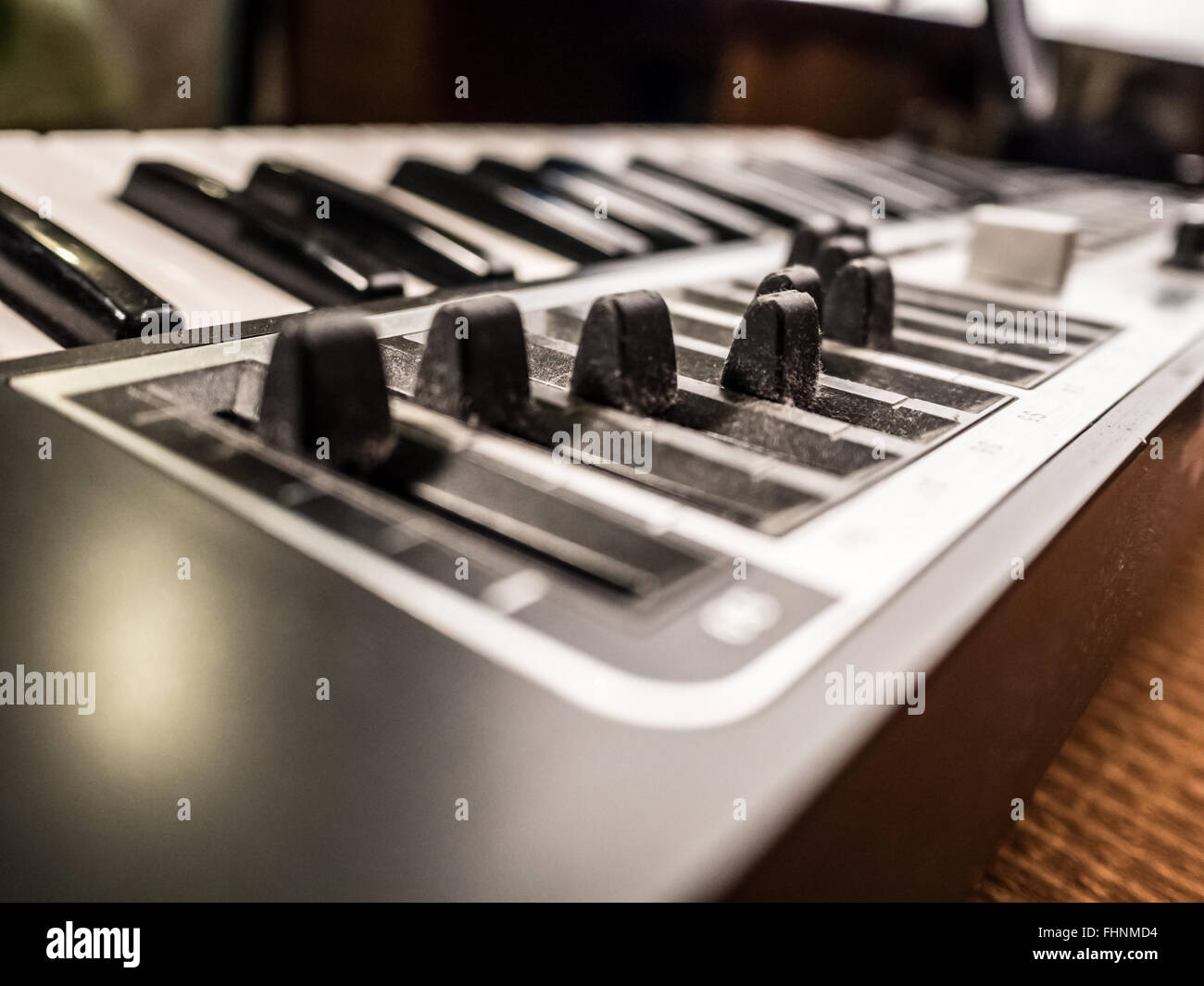 digital musical piano synthesizer Stock Photo - Alamy