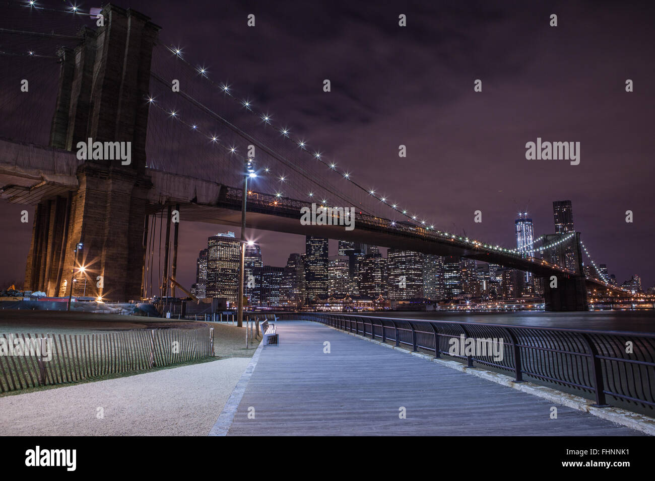 Brooklyn bridge night view hi-res stock photography and images - Alamy