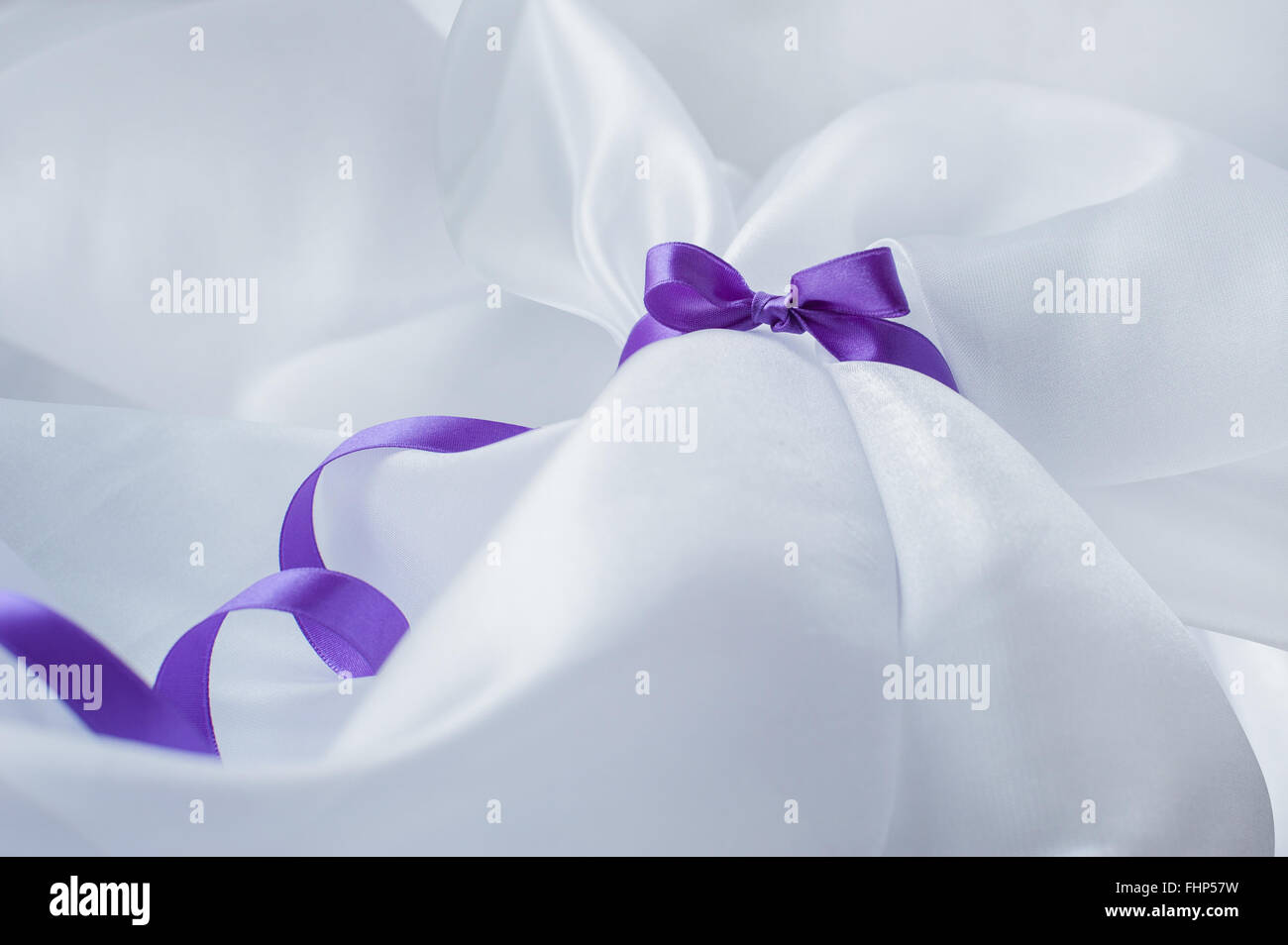 Purple ribbon hi-res stock photography and images - Alamy