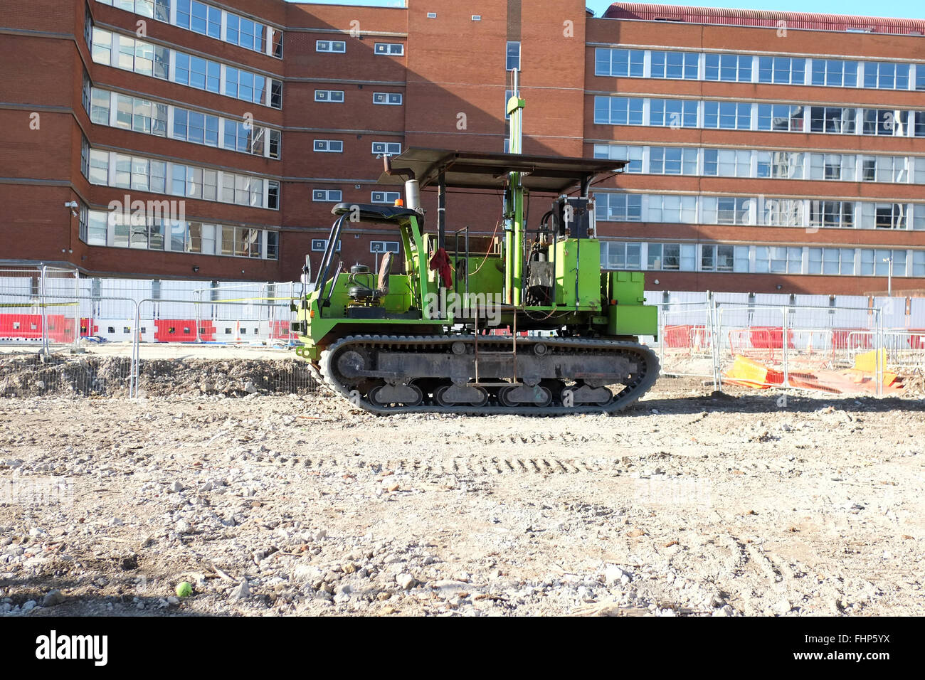 Electromagnetic rig for testing for the presence of unexploded ...