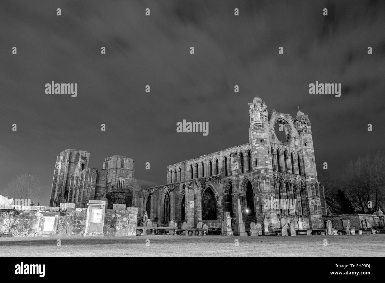 Elgin cathedral ruins hi-res stock photography and images - Alamy