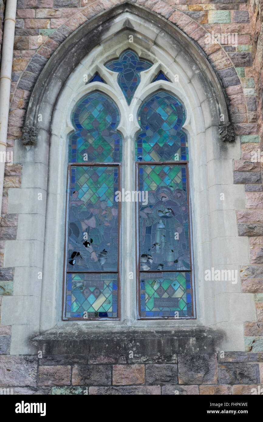 Broken stained glass church hi-res stock photography and images - Alamy