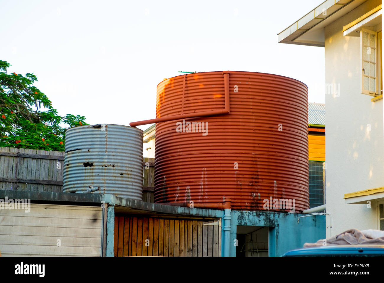 Leaking tanks hi-res stock photography and images - Alamy