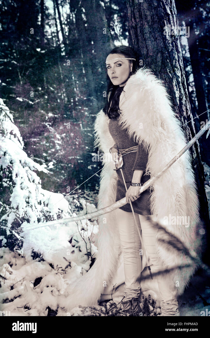 Dark elf hi-res stock photography and images - Alamy