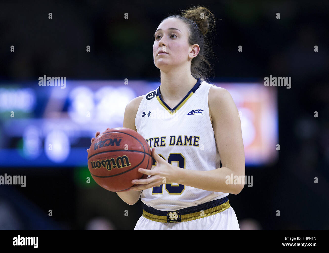 South Bend, Indiana, USA. 25th Feb, 2016. Notre Dame guard Michaela ...
