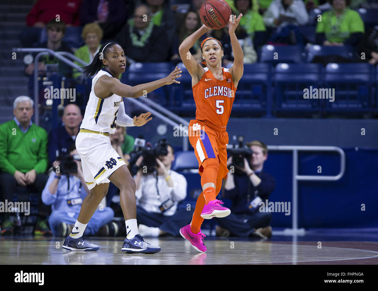South Bend, Indiana, USA. 25th Feb, 2016. Clemson guard Danielle ...