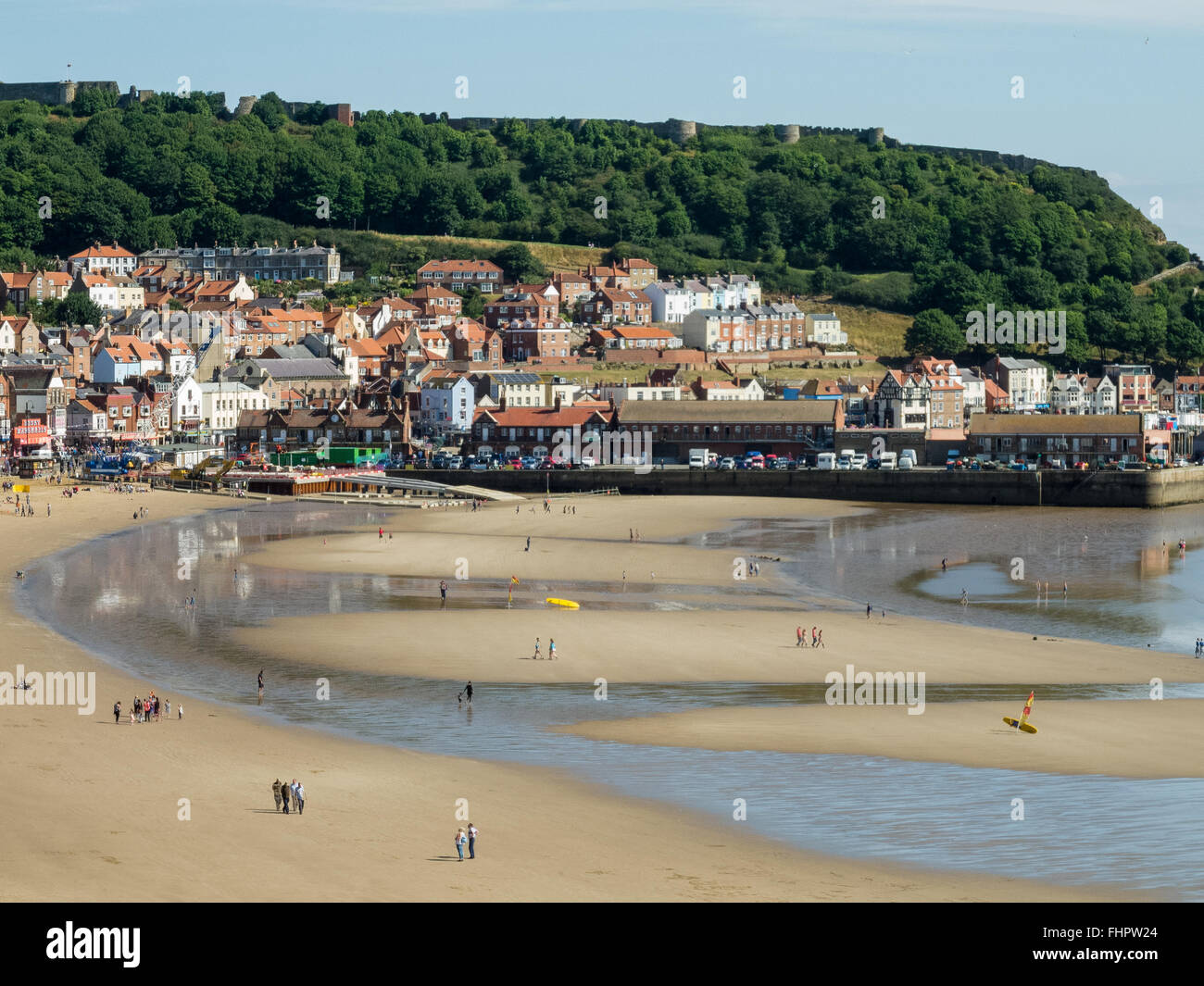 Scarborough beach hi-res stock photography and images - Alamy