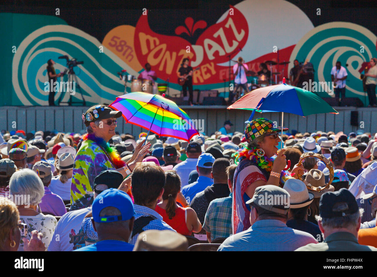 New orleans jazz festival crowd hi-res stock photography and images - Alamy