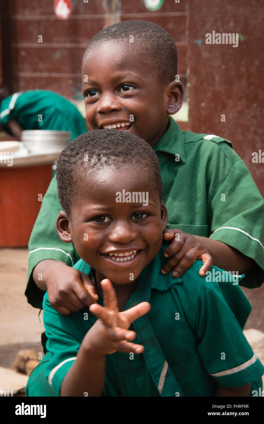 ACCRA, GHANA - JANUARY 2016: School children in front of their school ...