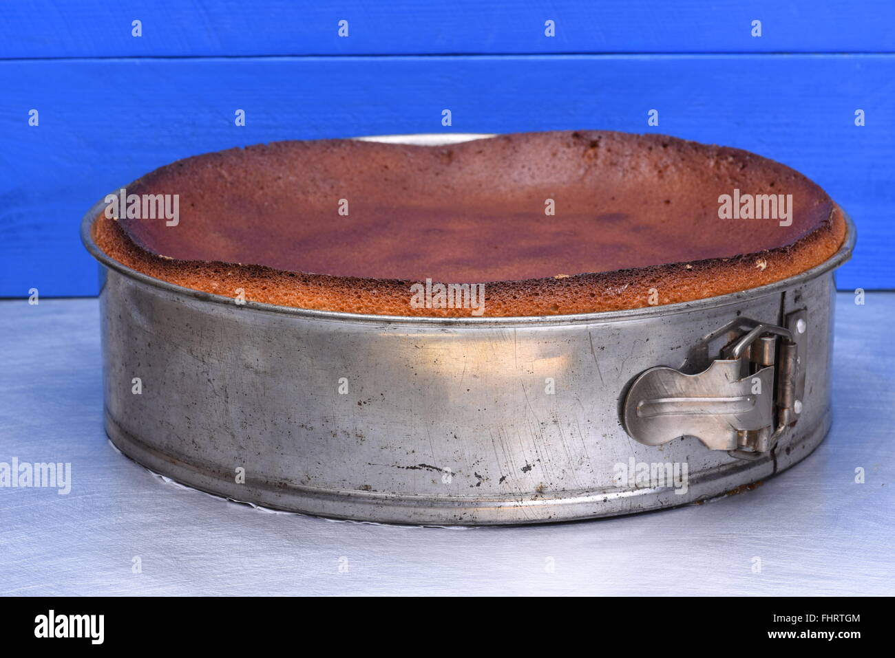 Cake in metal springform in the kitchen Stock Photo - Alamy