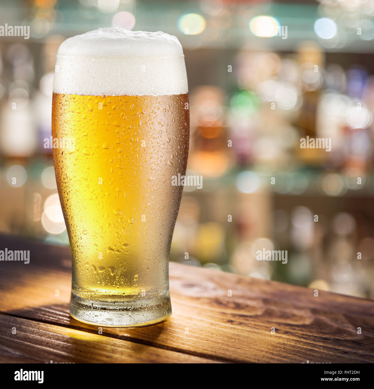 Bar counter hi-res stock photography and images - Alamy
