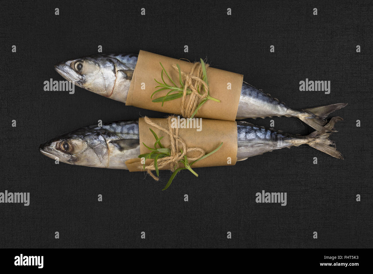 Two mackerel fish hi-res stock photography and images - Alamy