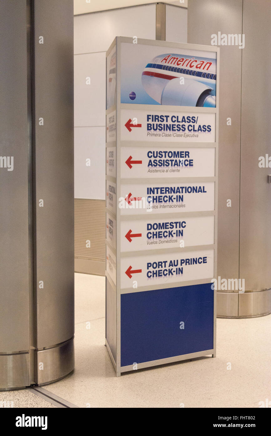 Anerican Airlines check in signs Stock Photo - Alamy