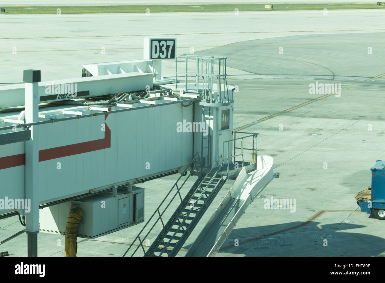 Jetbridge hi-res stock photography and images - Alamy