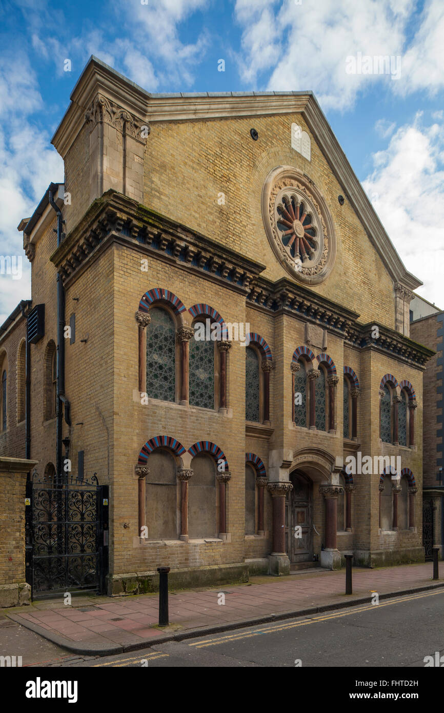 Historic synagogue on Middle Street in Brighton, East Sussex, England ...