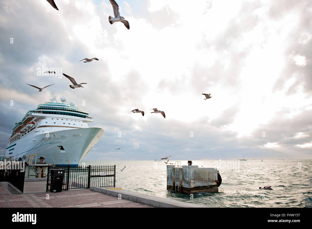 Cruise Ship docking at Key West Stock Photo - Alamy