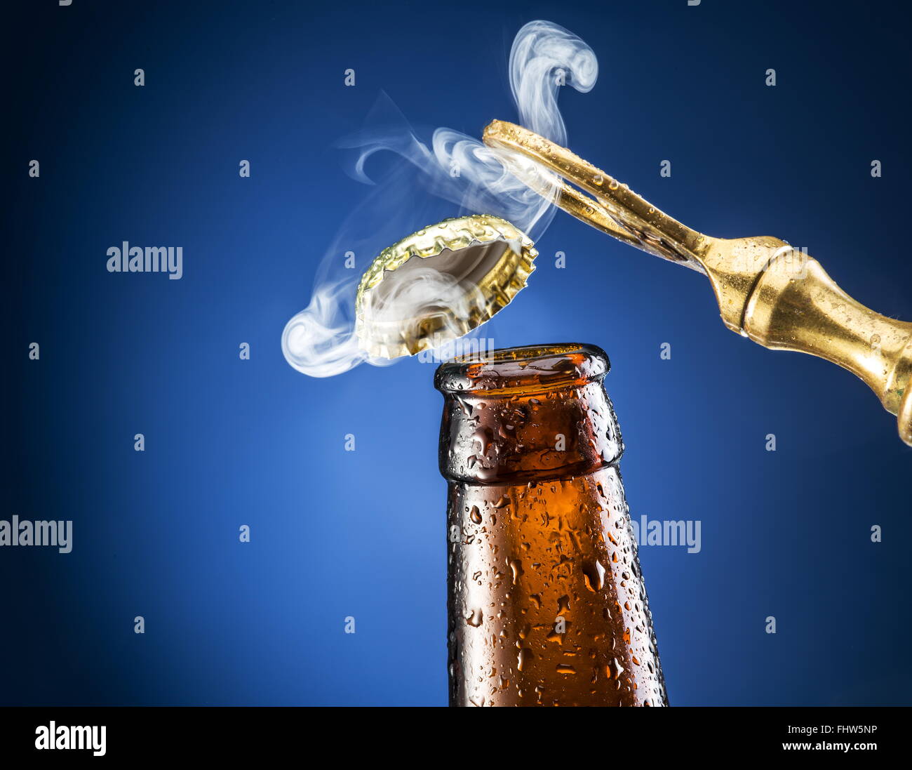 Fizzy drink bottle opening hi-res stock photography and images - Alamy