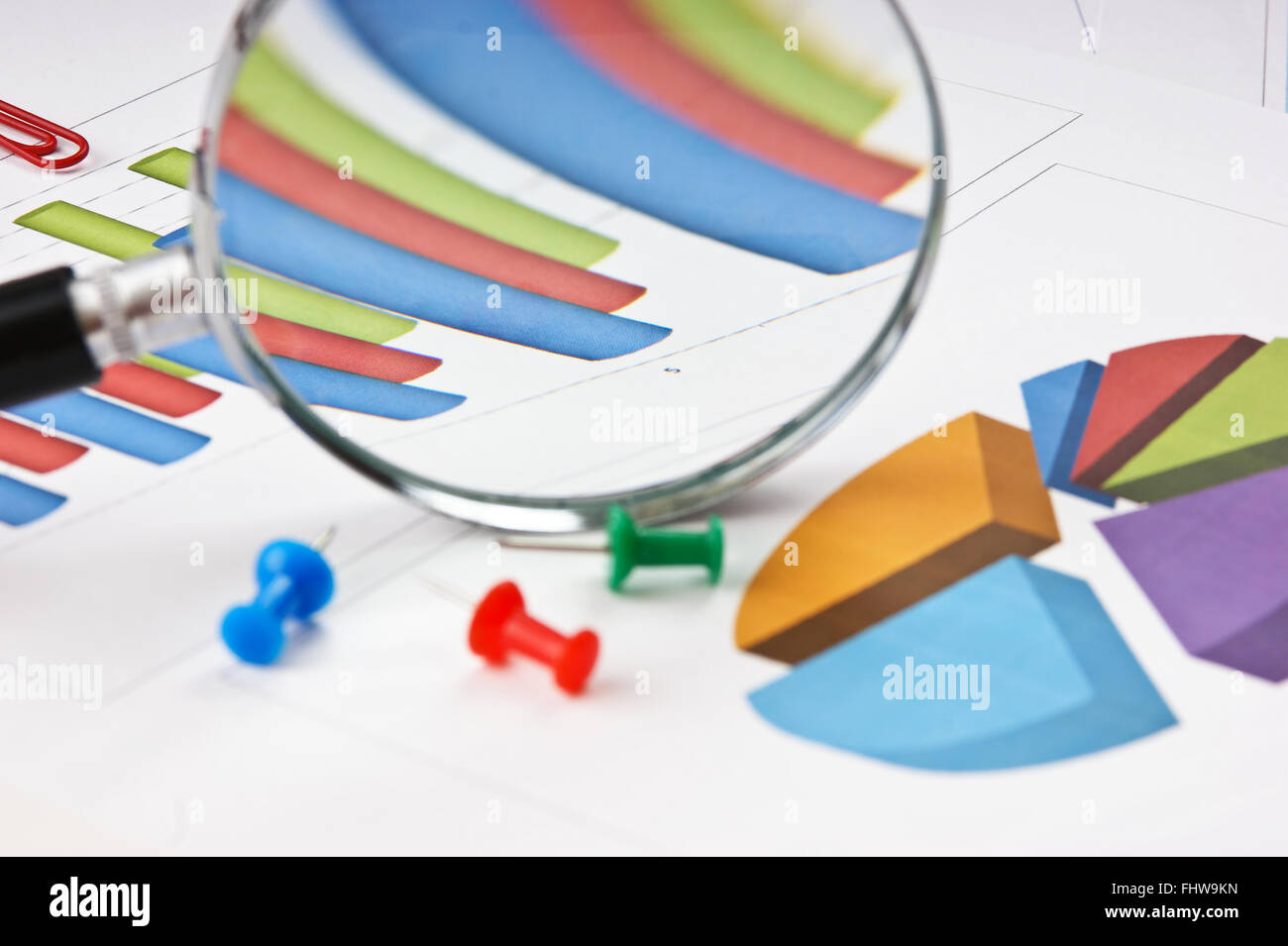 magnifying glass and diagram Stock Photo - Alamy