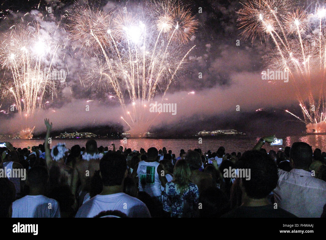 Brazil copacabana fireworks hi-res stock photography and images - Alamy