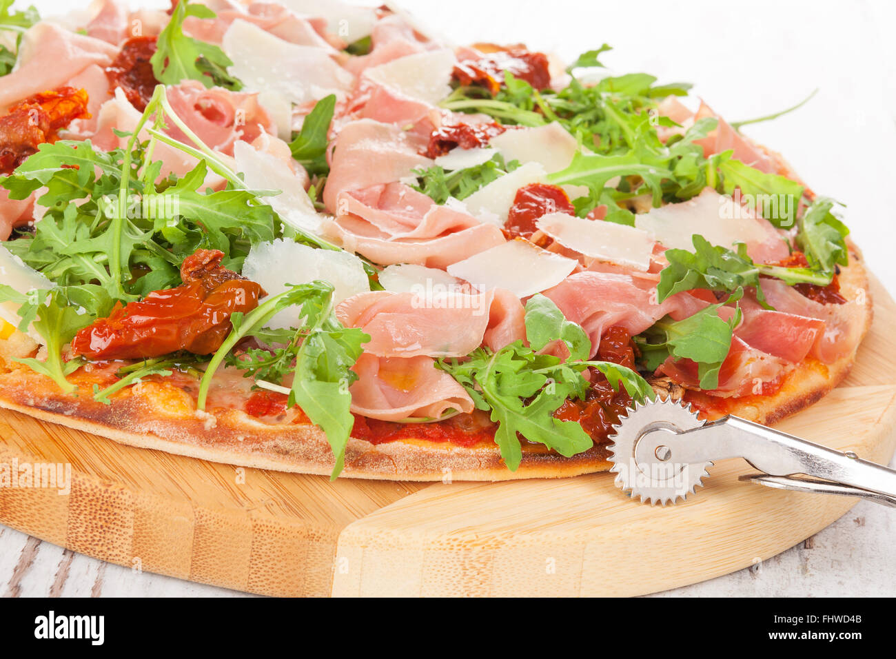 Culinary pizza eating Stock Photo - Alamy