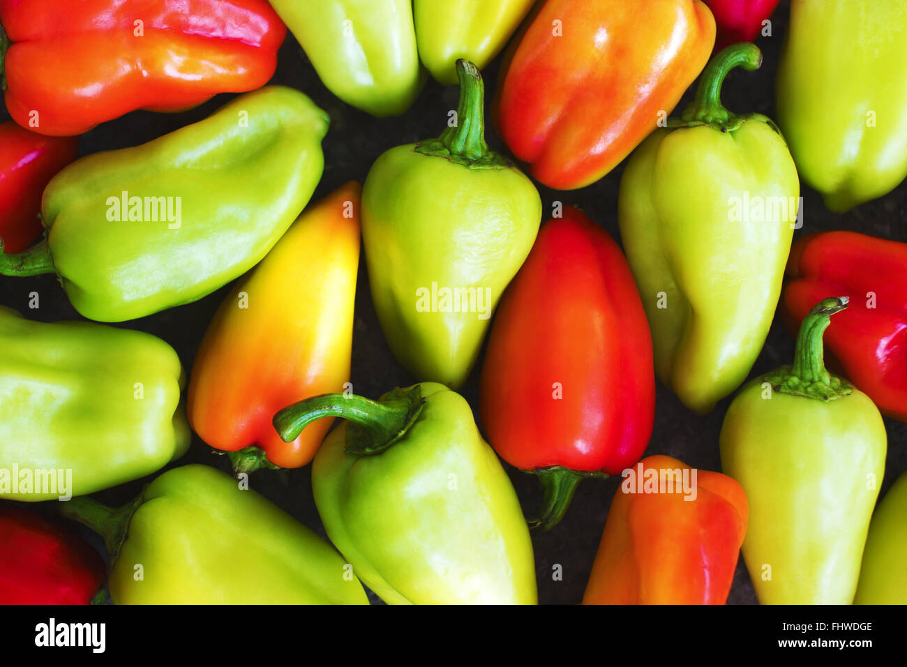 Pile red green peppers hi-res stock photography and images - Alamy