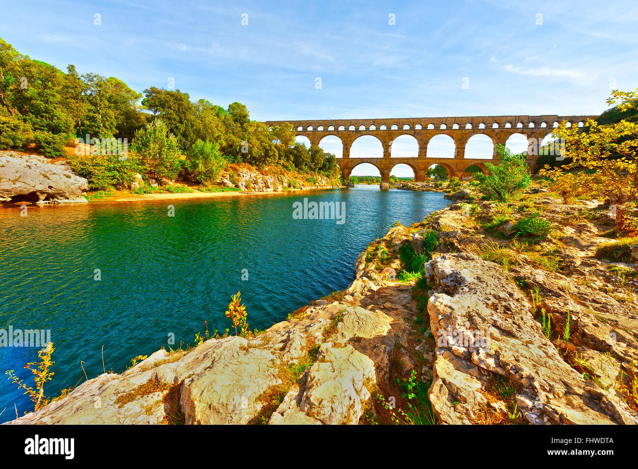 Ruined roman bridge hi-res stock photography and images - Alamy