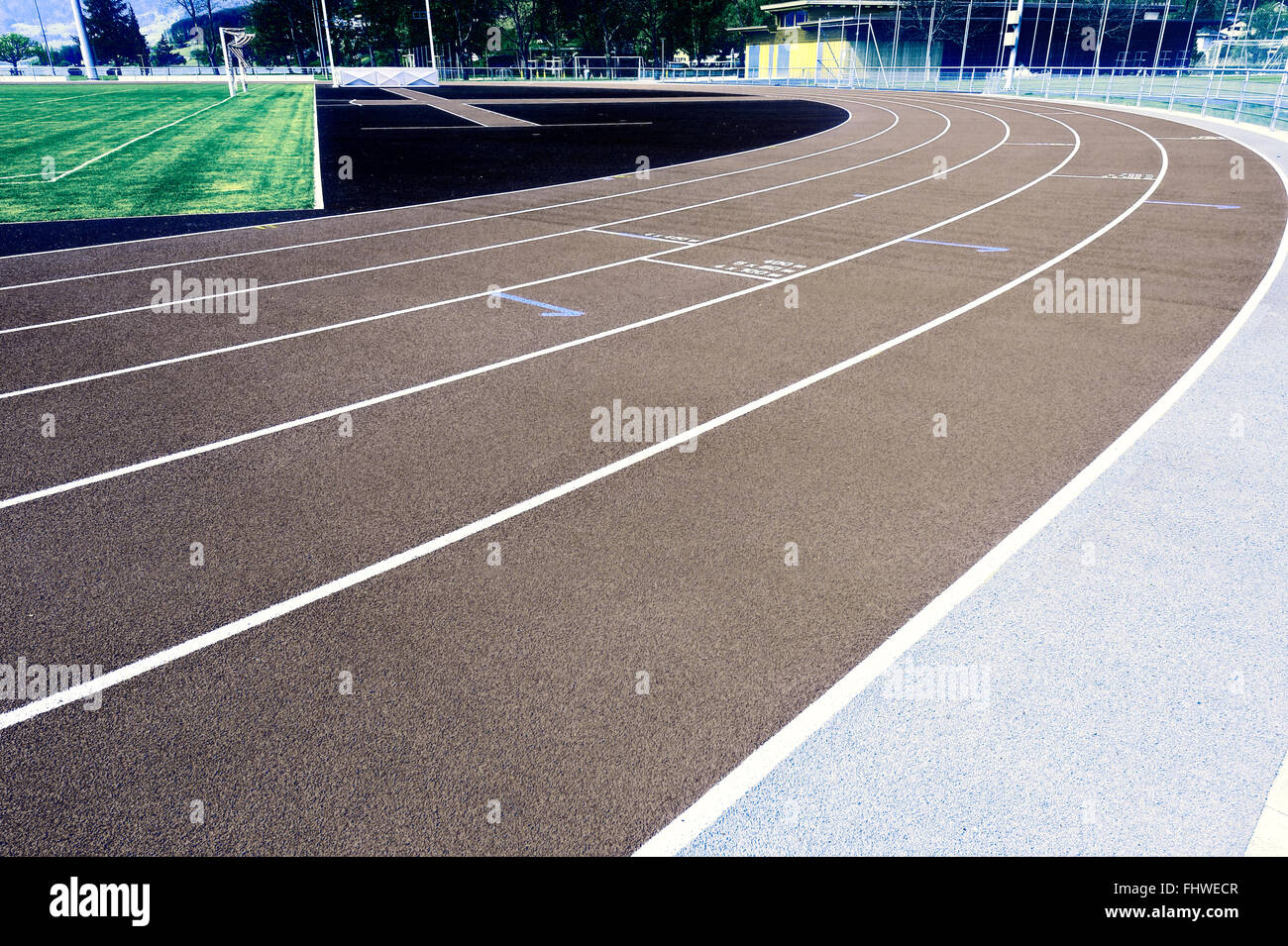 Grass filter strip hi-res stock photography and images - Alamy
