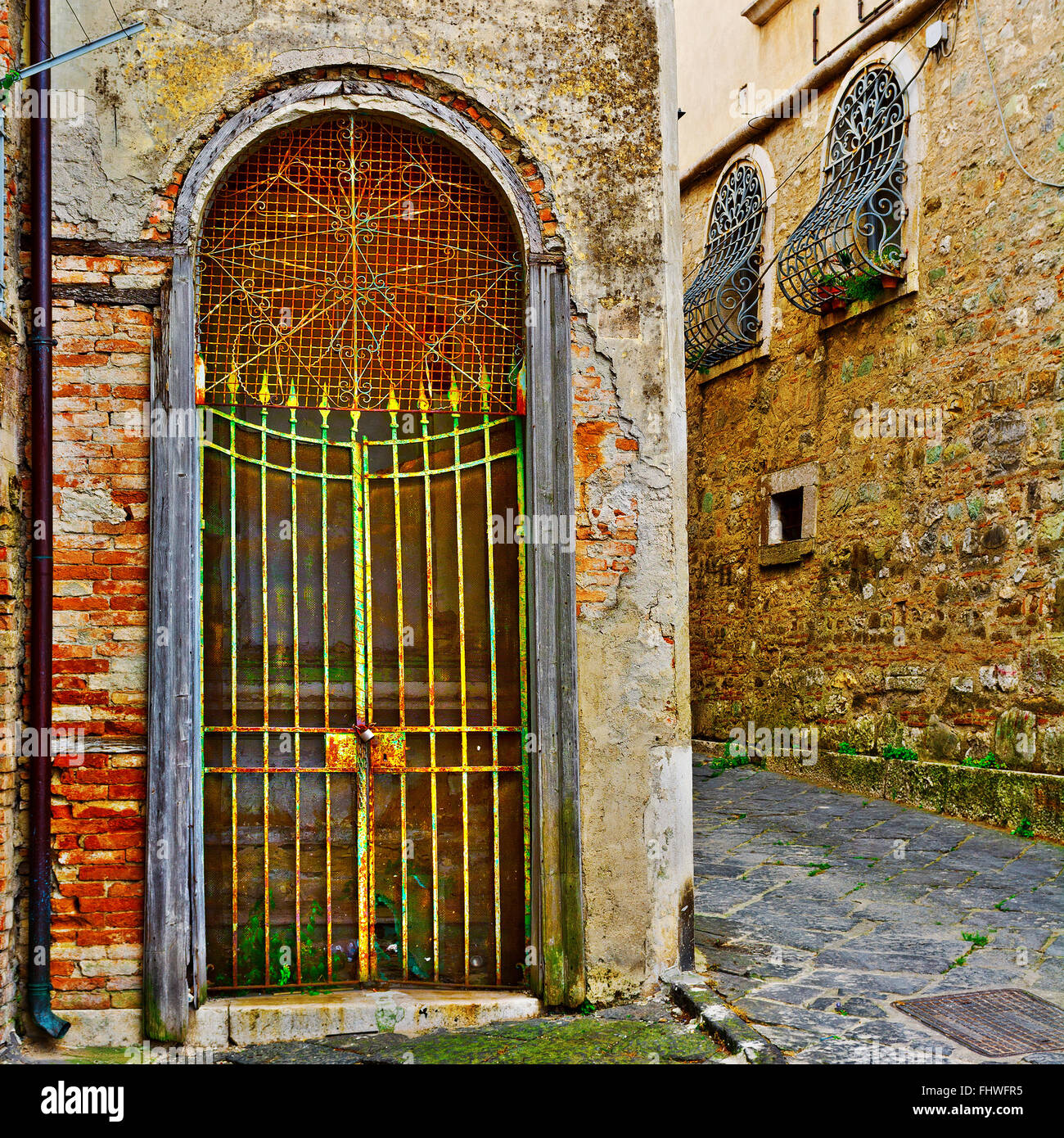 Small historic stone chapel hi-res stock photography and images - Alamy
