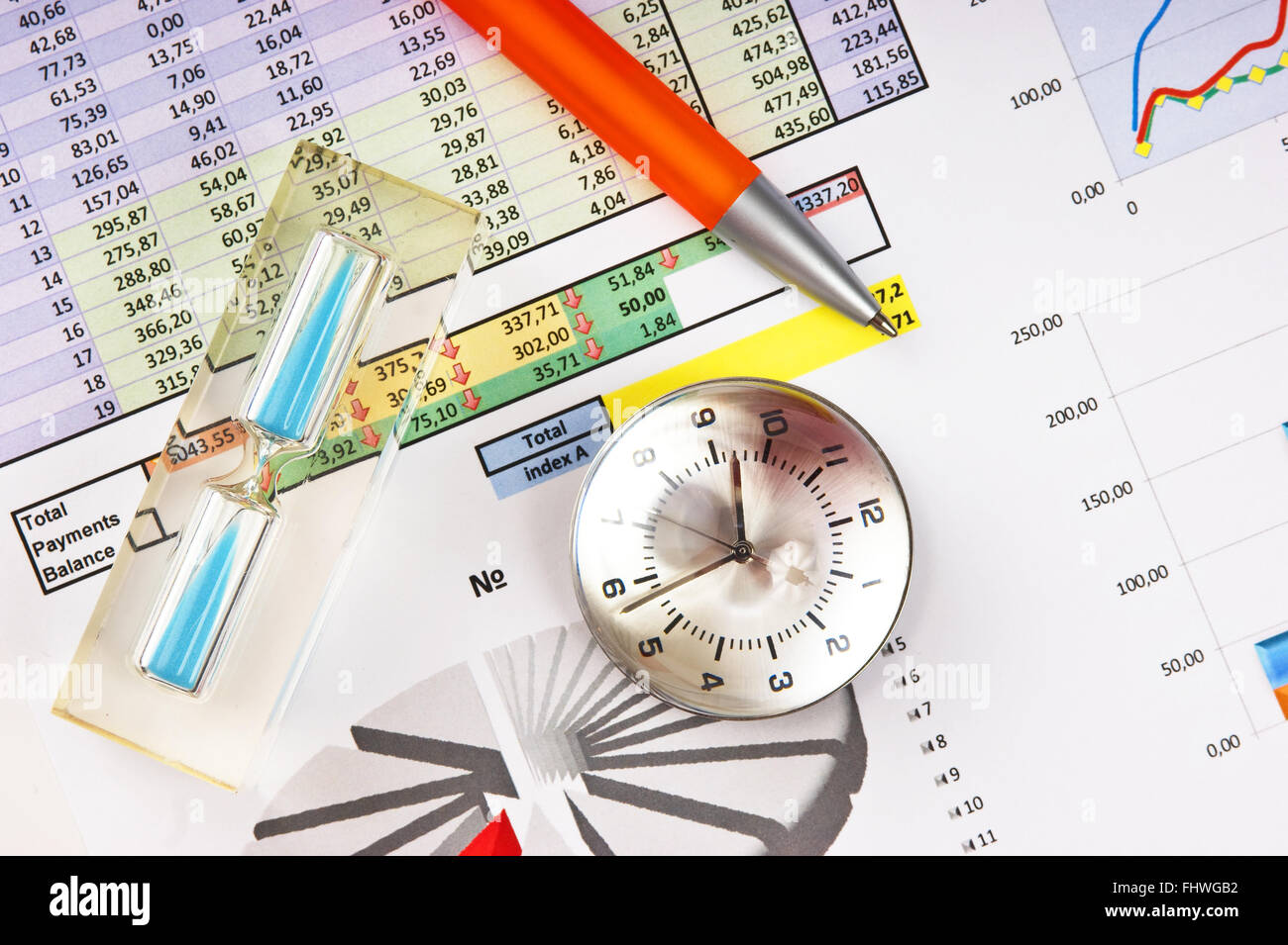 Working paper hi-res stock photography and images - Alamy