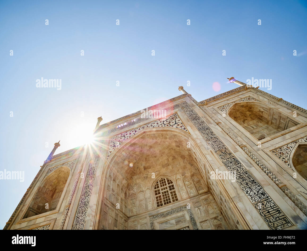 India, Uttar Pradesh, Agra, Taj Mahal against the sun Stock Photo - Alamy