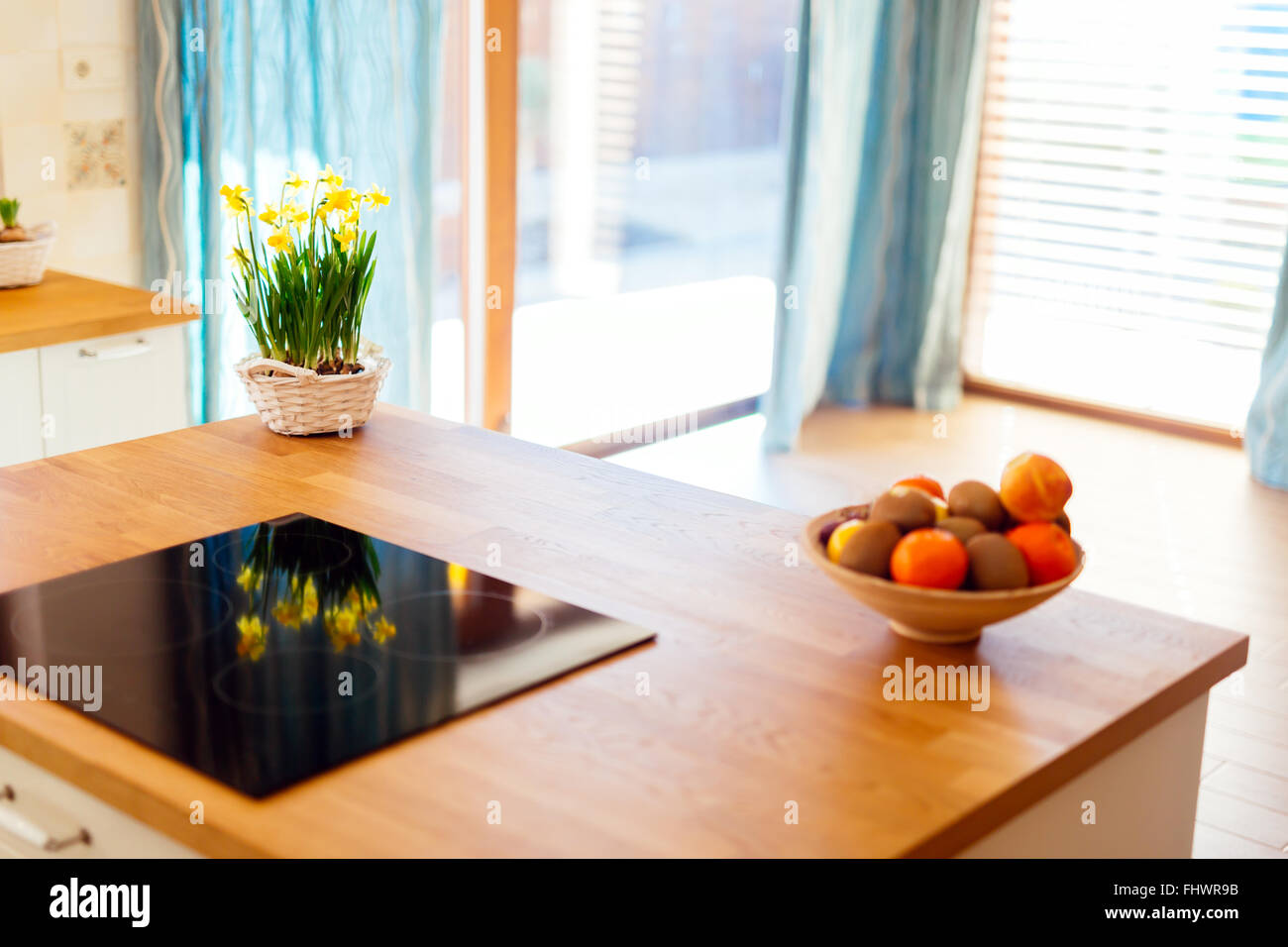 Lively kitchen hi-res stock photography and images - Alamy