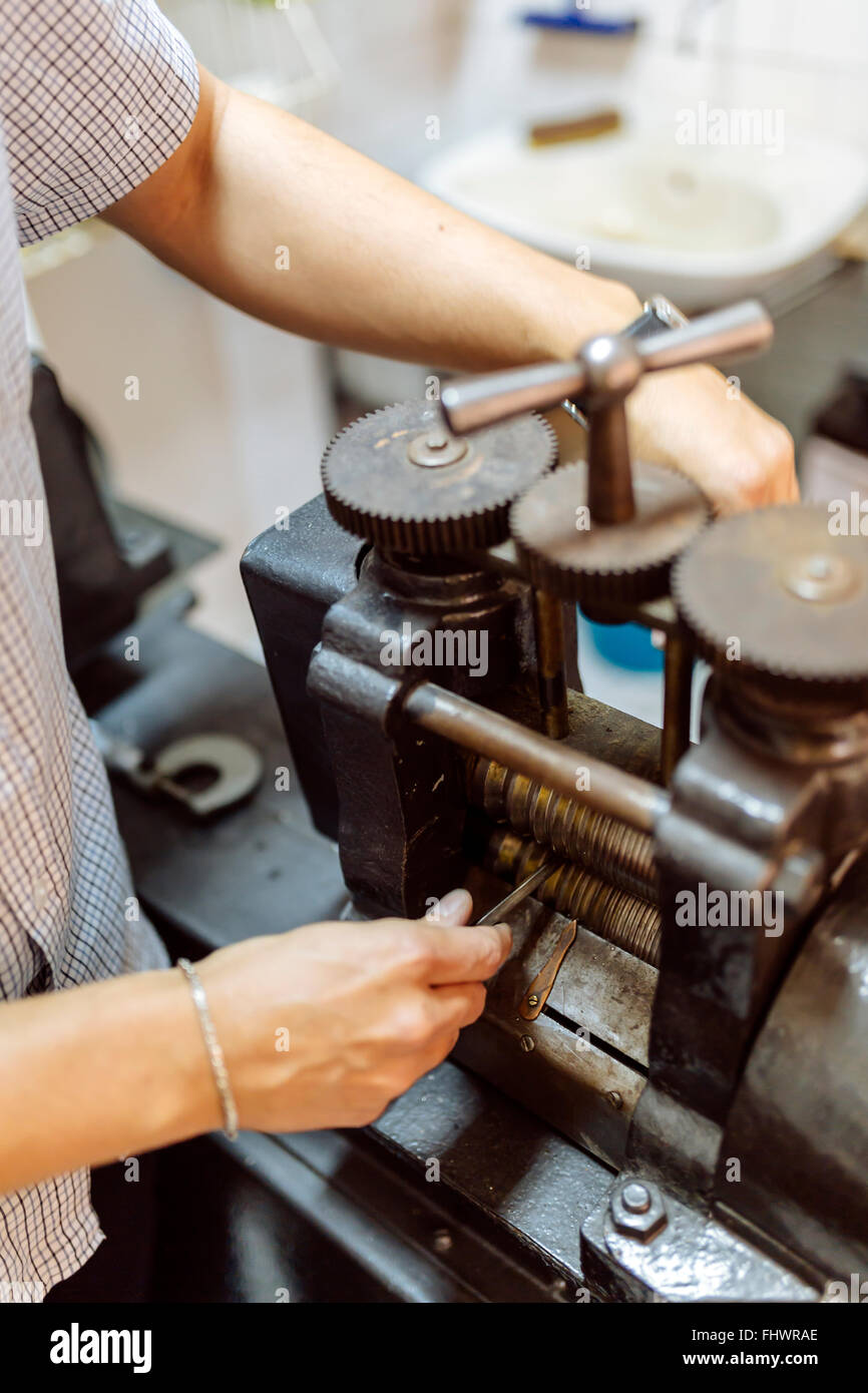 Goldsmith technology hi-res stock photography and images - Alamy