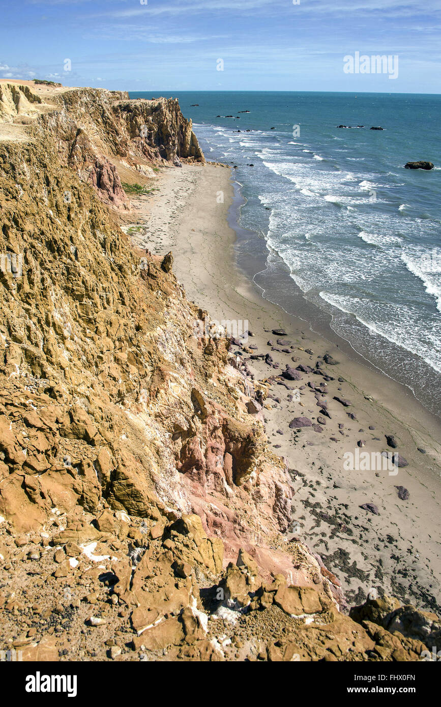 Cliff in Round Beach Stock Photo - Alamy