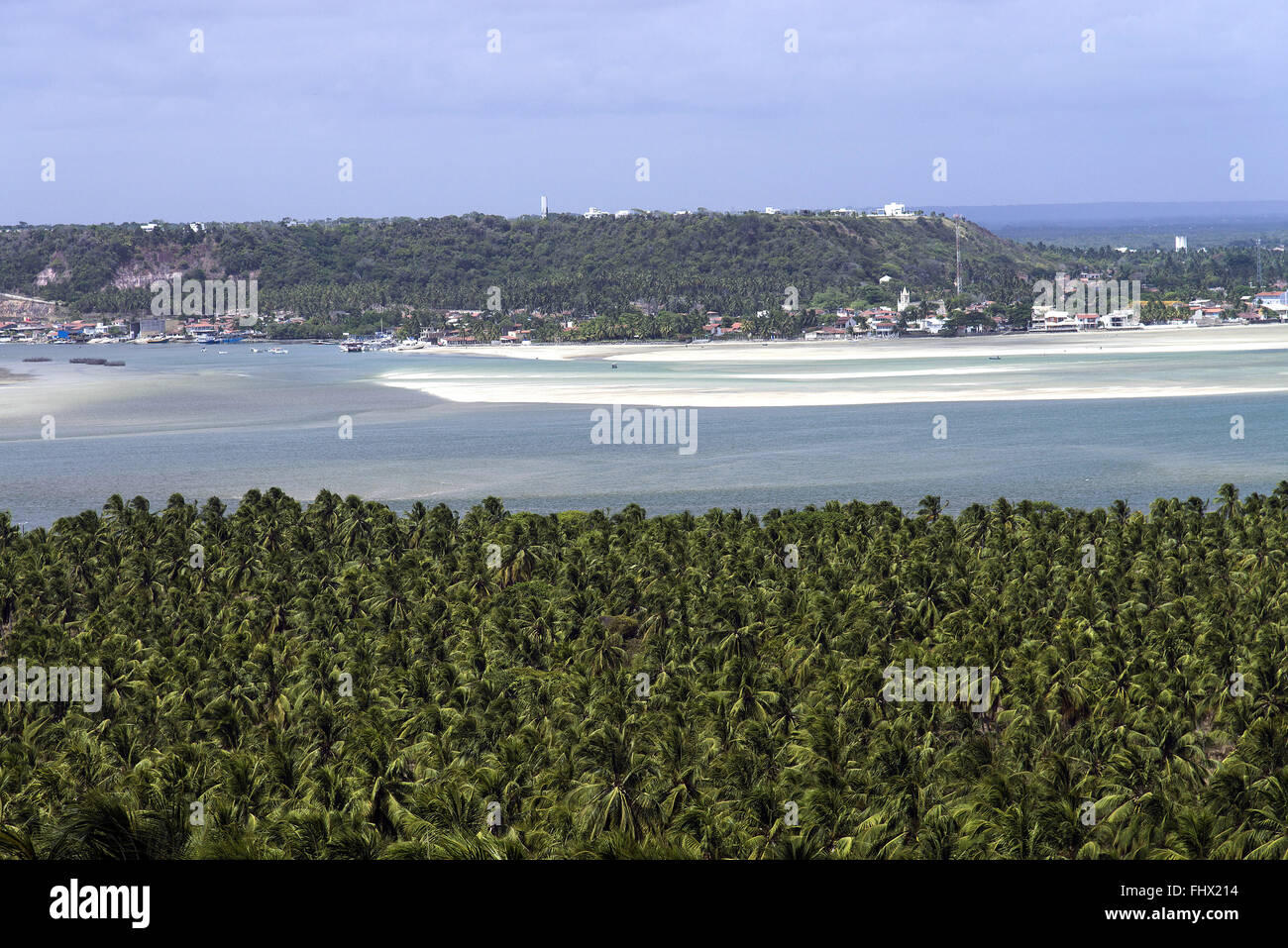 Coqueiral e Lagoa do Roteiro visto a partir de mirante da Praia do ...