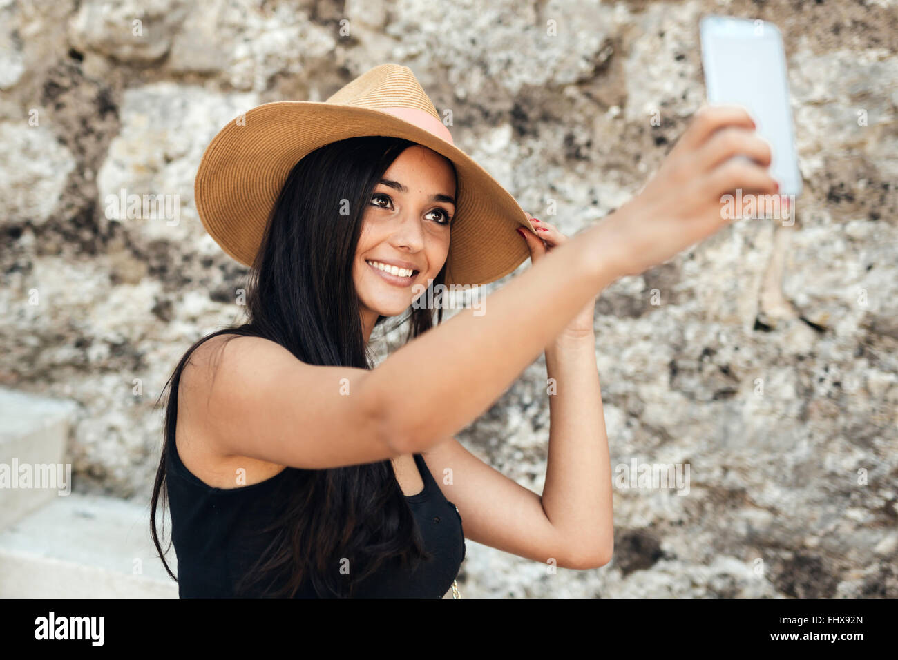 Girl taking selfie hi-res stock photography and images - Alamy