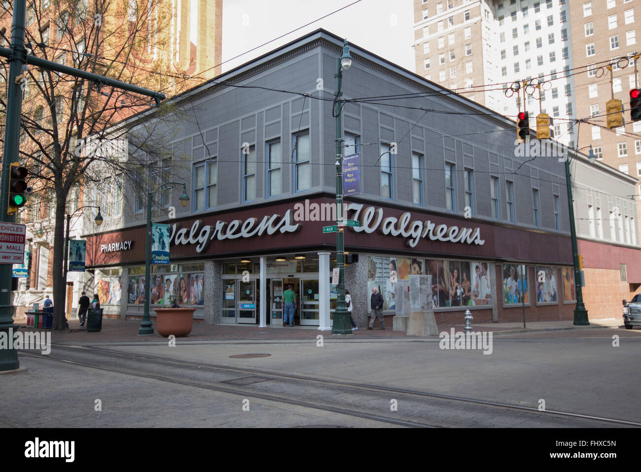 Walgreens drugstore in Orlando Florida Stock Photo - Alamy